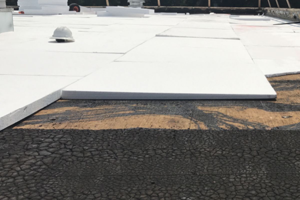 How Tapered Roof Insulation Improves Your Flat Roof?